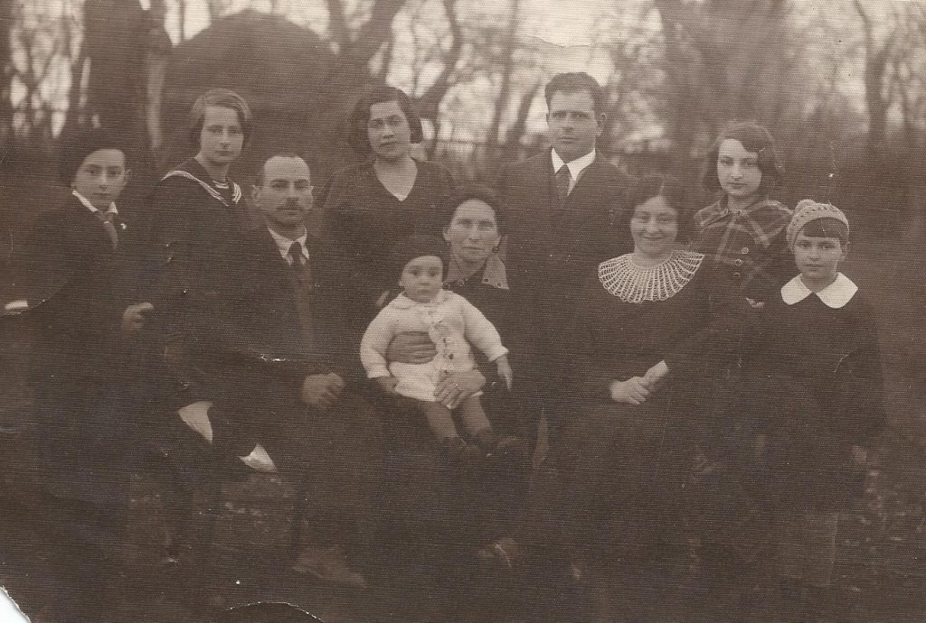 Legacy of Survival: Connecting Generations from the Holocaust to ...